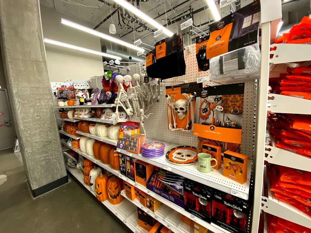 Target - Oakland, CA 94612 - Location, Reviews, Hours and Information.