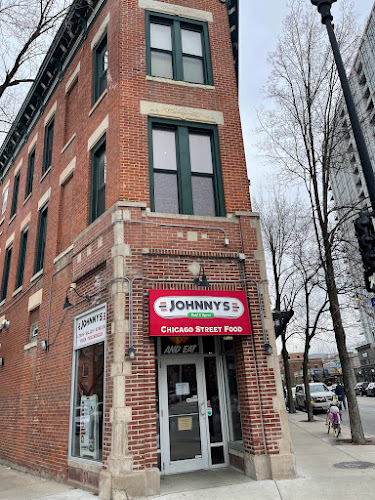 Johnny's Beef & Gyros in Chicago, IL