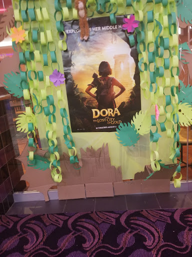 Movie Theater «Regal Cinemas Turlock 14», reviews and photos, 2323 W ...