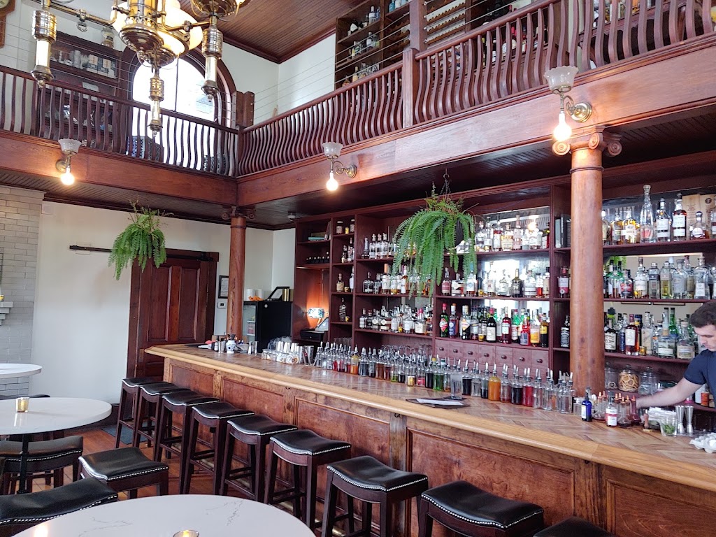 IL Lusso - Tallahassee, FL 32301 - Menu, Hours, Reviews and Contact