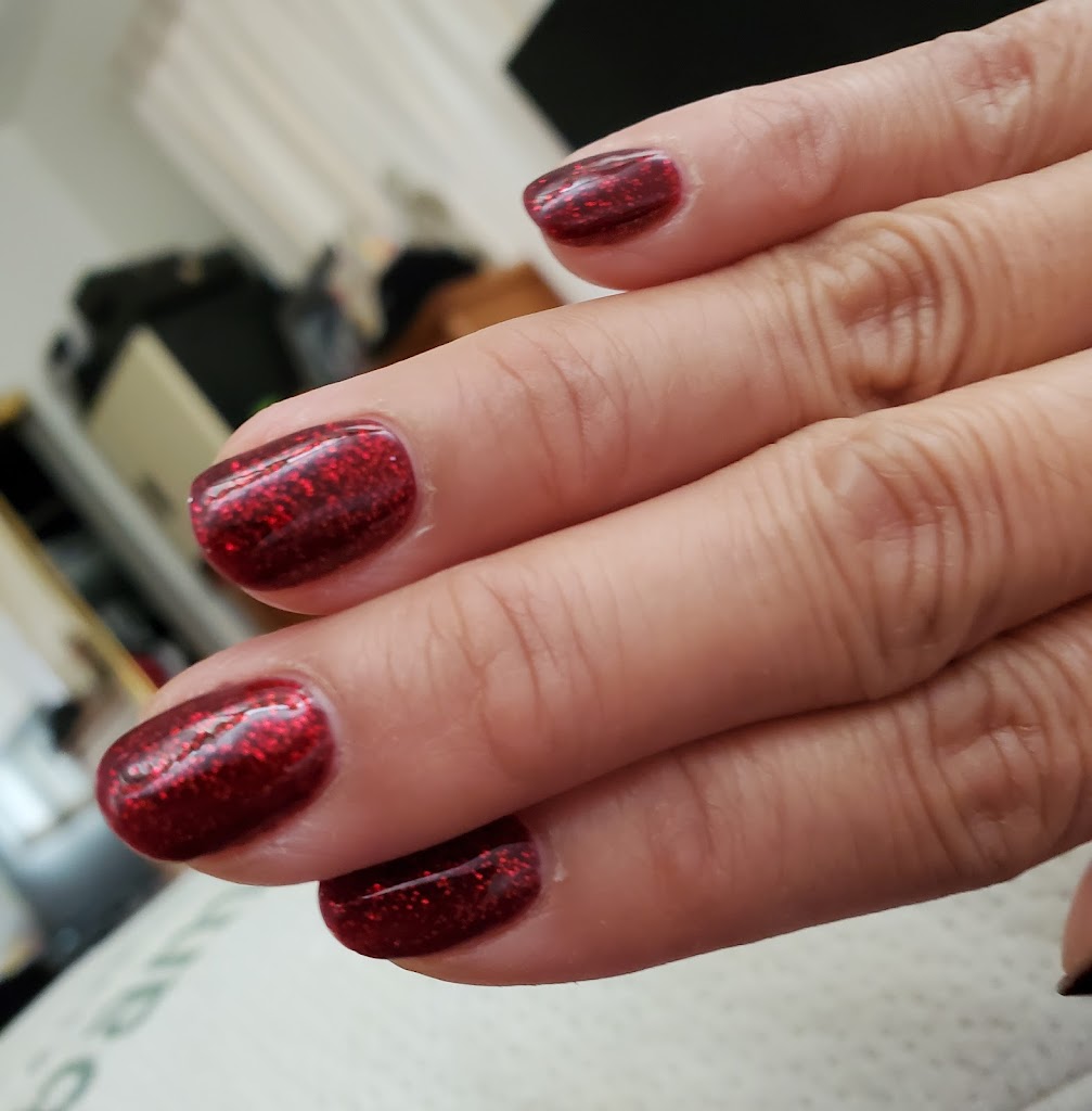 Emma Nails Salon - Honolulu, HI 96814 - Services and Reviews