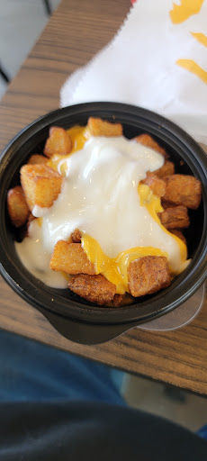 Taco Bell - 939 W Northern Lights Blvd, Anchorage, Alaska - Zaubee