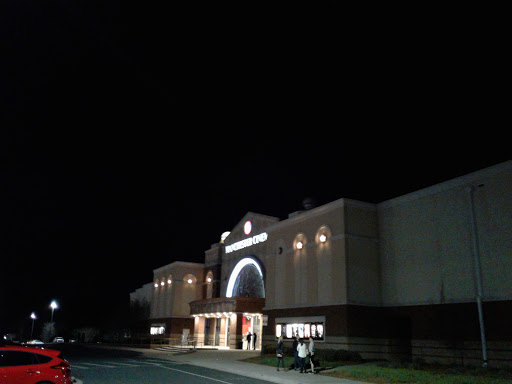 Movie Theater «Regal Cinemas Manchester 14», reviews and photos, 1935 ...