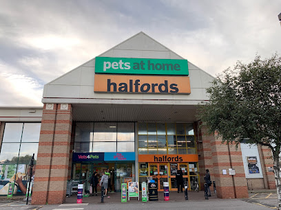 Mountain Warehouse Debden - Forest Shopping Park, Unit 7B Epping ...