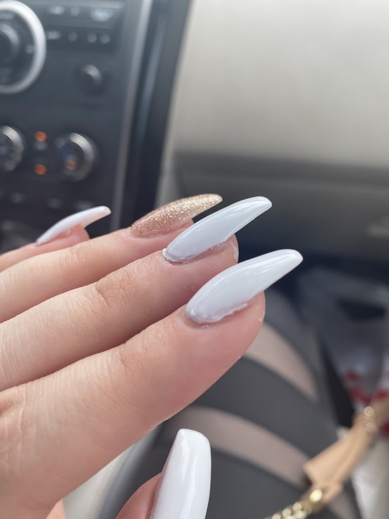 Mckayla Nails & Spa - Lady Lake, FL 32159 - Services and Reviews