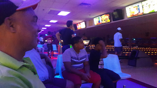 Bowling Alley «Nutmeg Bowl», reviews and photos, 802 Villa Ave ...
