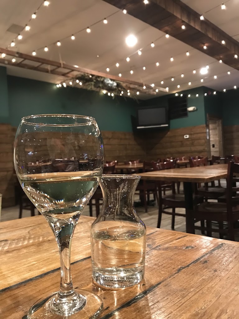 Fall River Grill - Fall River, MA 02721 - Menu, Hours, Reviews and Contact