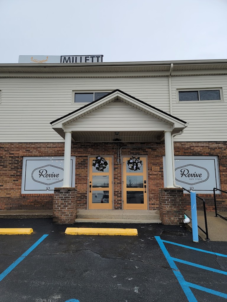 Revive Hair Studio - Richmond, KY 40475 - Services and Reviews