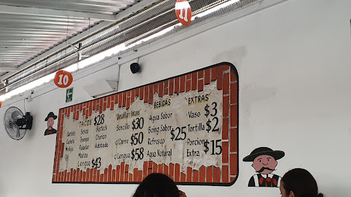 Restaurante Tacos El Compa, México en Morelia