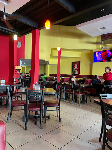 Restaurante Tabu Sushi Plaza Río en Tijuana