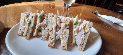 The New Inn Ham Common - Locations from All Over the World