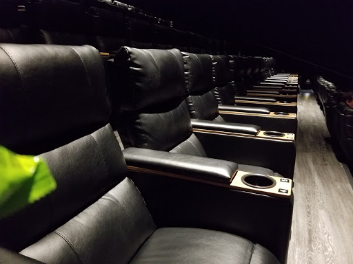 Movie Theater «Regal Cinemas Palladium 14 & IMAX», reviews and photos ...