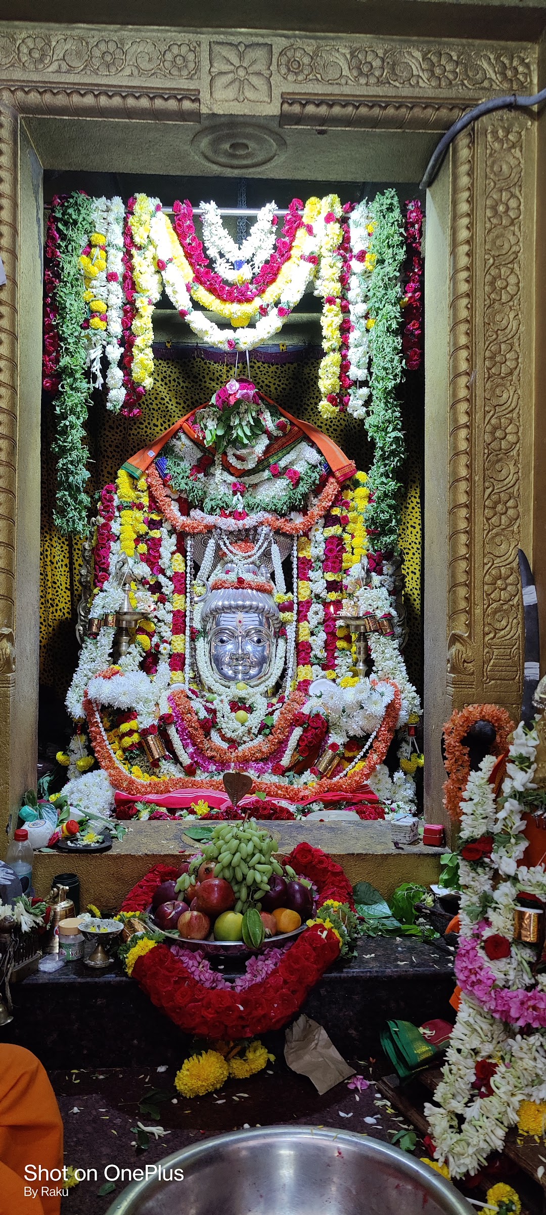 Kanive Mahadeshwara Temple ಕಣಿವೆ ಮಹದೇಶ್ವರ ದೇವಸ್ಥಾನ in the city Thattekere