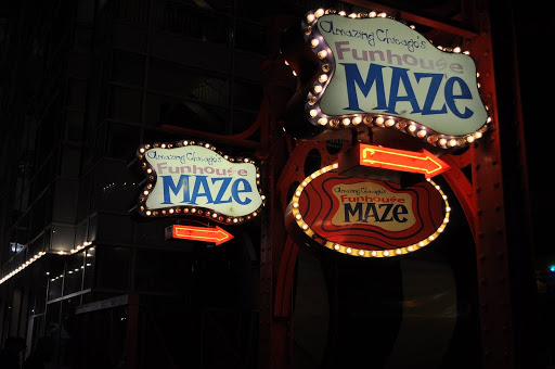 Amusement Center «Amazing Chicago Funhouse Maze», reviews and photos ...