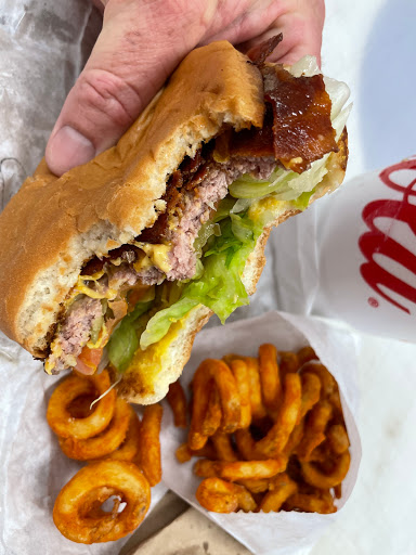 Mytiburger - 9405 Kempwood Dr, Houston, Texas - Zaubee