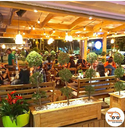 Habibi Bar & Lounge en la ciudad Santo Domingo