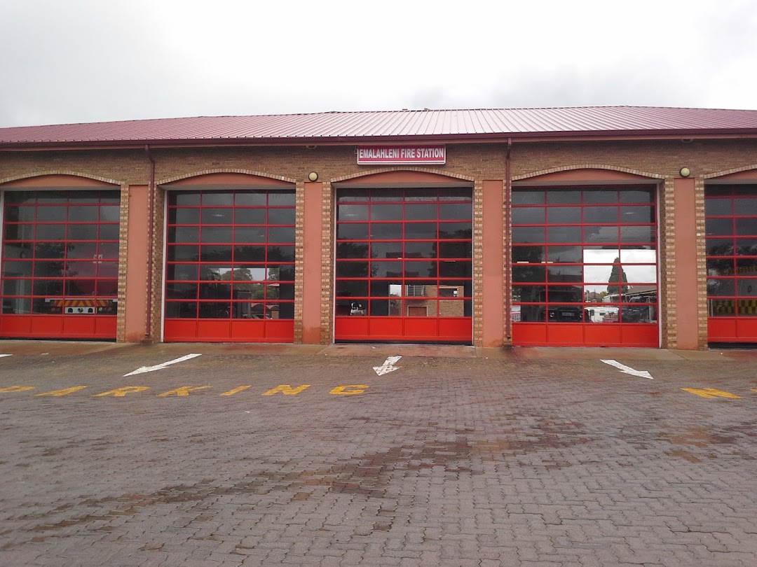 Emalahleni Fire Station in the city Emalahleni
