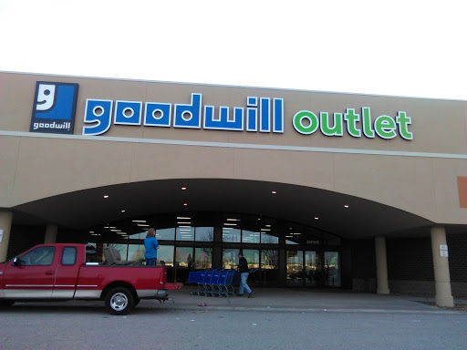 Thrift Store «Goodwill Outlet Center Bridgeton», reviews and photos ...