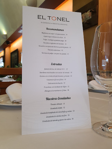 Restaurante El Tonel en Villaviciosa