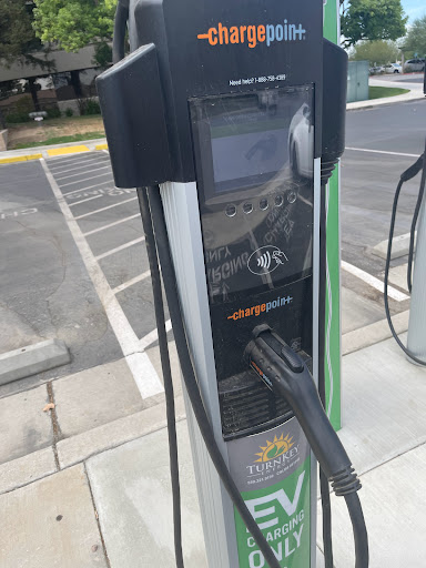 ChargePoint Charging Station in West Park Community, Bakersfield, California - Zaubee