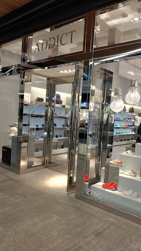 ADDICT - 701 S Miami Ave #276C, Miami, Florida - Zaubee