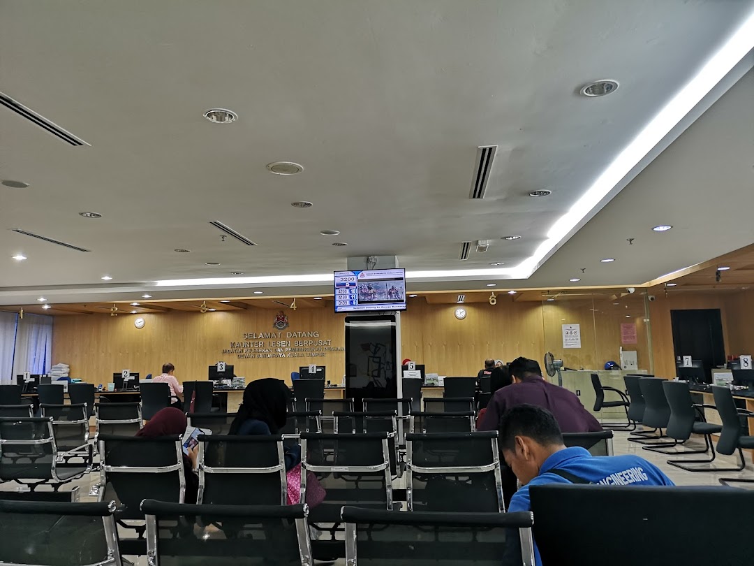 Menara DBKL 2 di bandar Kuala Lumpur