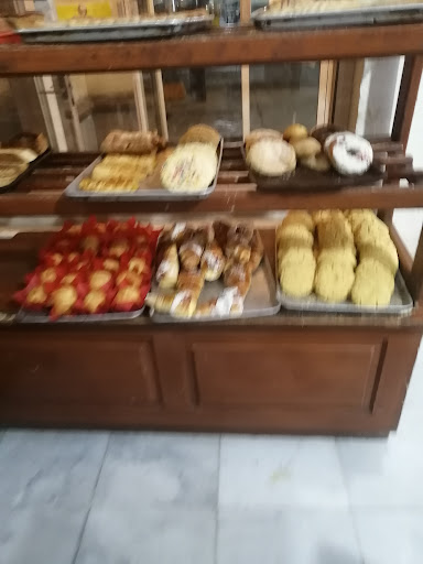 Restaurante La Reynera Panadería y Pastelería Sucursal Gómez Palacio en ...