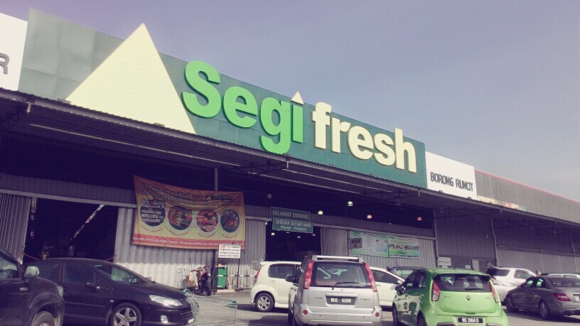 Segi Fresh Subang di bandar Shah Alam
