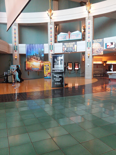 Movie Theater «Regal Cinemas Metropolitan 14», reviews and photos, 901 ...