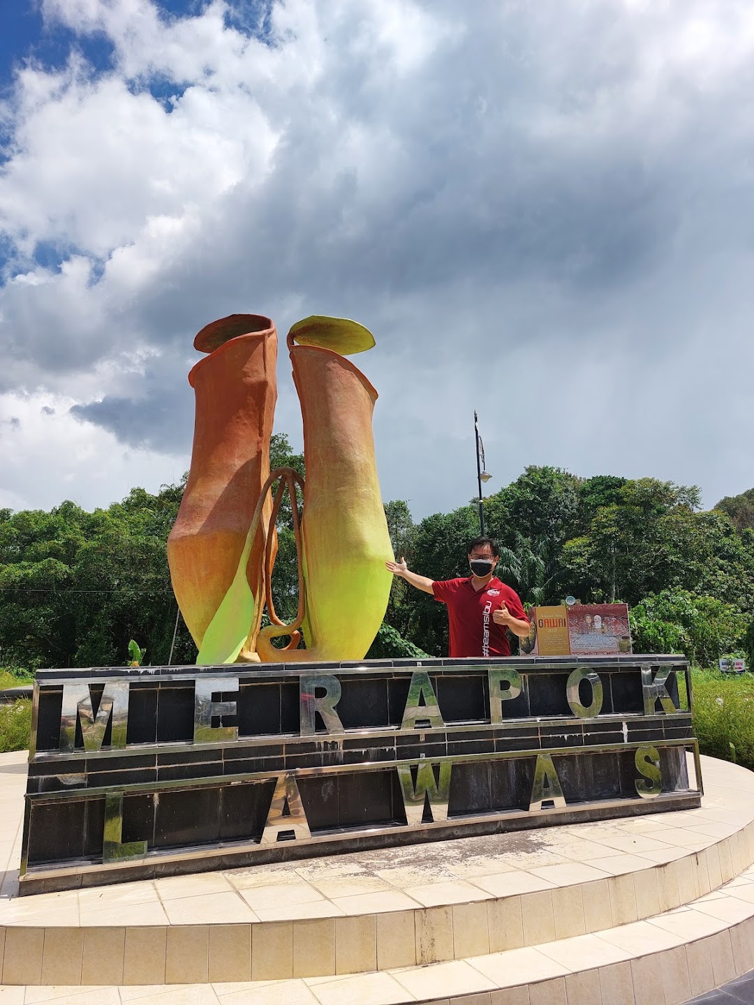 Periuk Kera Merapok Lawas di bandar Sipitang