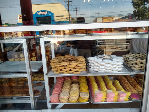 Holy Cross Bakery Panadería Santa Cruz Santa Cruz Bakery en Tijuana ...