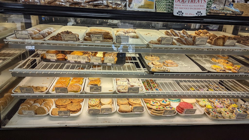 Fratelli's Pastry Shop - Weymouth, MA 02189 - Menu, Reviews, Hours ...