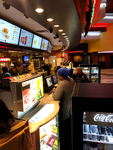 Movie Theater «Regal Cinemas New Roc 18 IMAX & RPX», reviews and photos ...