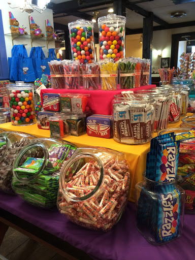 Cafe «Putnam Pantry Candies, Ice Creams & Cafe», reviews and photos ...
