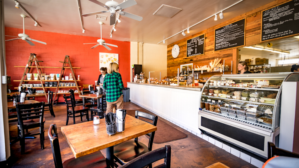 Poppy Cake Baking Company - Sierra Madre Location - Sierra Madre, CA ...