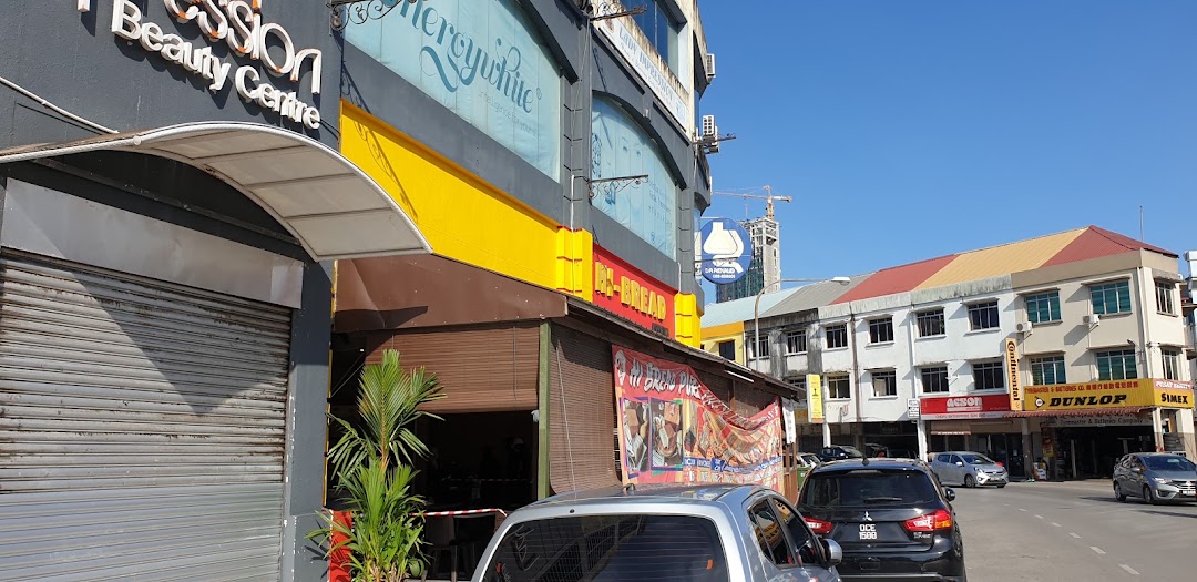 Hi-Bread Kopitiam di bandar Kuching