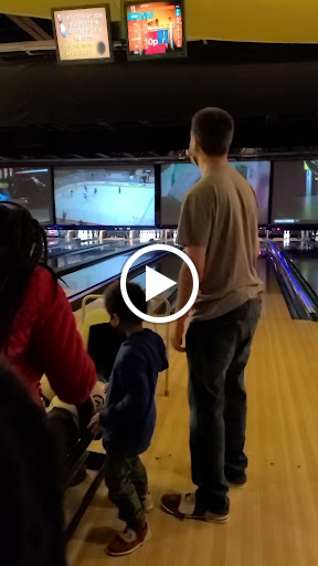 Bowling Alley «10Pin Bowling Lounge», reviews and photos, 330 N State ...