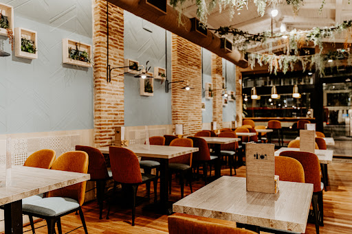 Restaurante Al Toque "Gran Vía", Tortillas, raciones y copas en Logroño