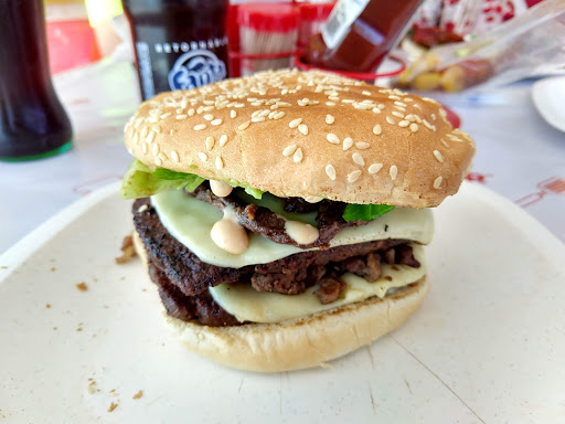 Restaurante El Cabus Burgers en Chihuahua