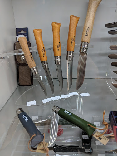 153 értékelés erről : Bladeshop (Bolt) Budapest (Budapest)