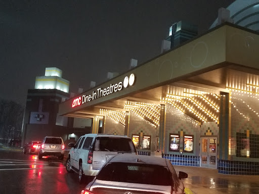 Movie Theater «AMC Framingham 16 with Dine-in Theatres», reviews and ...