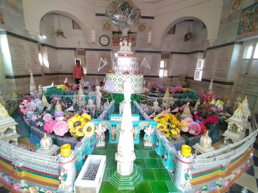 Shree Digamber Jain Swadhyay Mandir Trust Songadh in Songadh, Gujarat ...