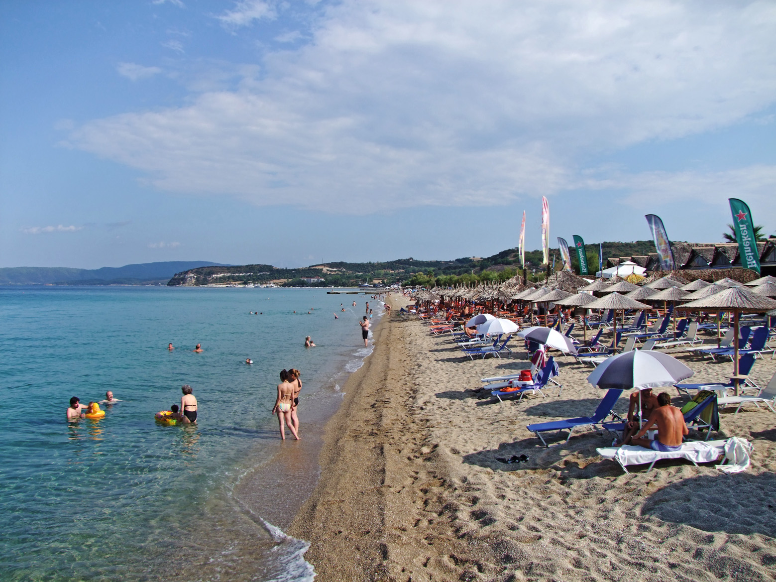 Lerissos Beach on the map with photos and reviews🏖️ BeachSearcher.com