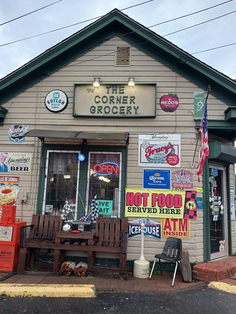 Tracy's corner grocery/Donnie's homestyle kitchen - Gerrardstown, WV ...