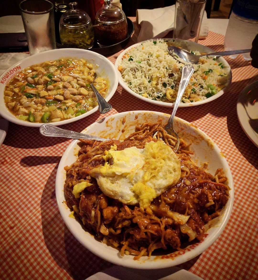 Kowloon Chinese Restaurant in the city Karachi