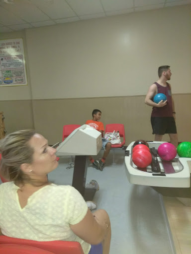 Bowling Alley «Lake City Bowl», reviews and photos, 347 FL-247, Lake ...