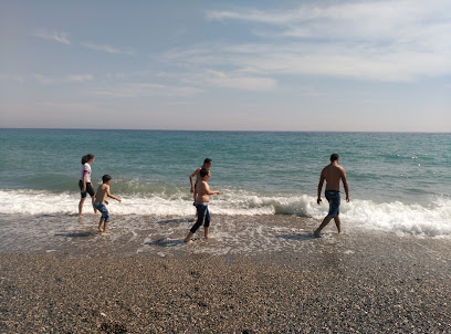 Descubre las impresionantes playas de Motril: un paraíso costero en ...