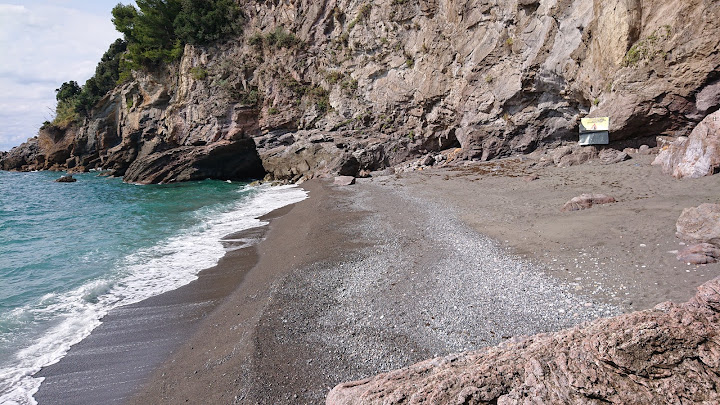 Spiaggia di Punta Bianca 🏖️ La Spezia, Italy - detailed features, map ...