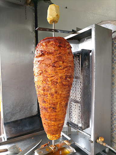 Restaurante Tacuche Árabe, México en San Juan del Río