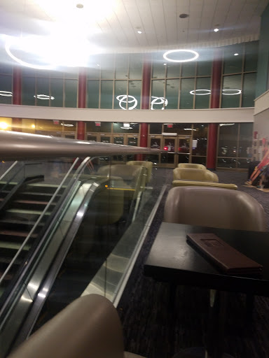 Movie Theater «Showcase Cinema de Lux Randolph», reviews and photos, 73 ...